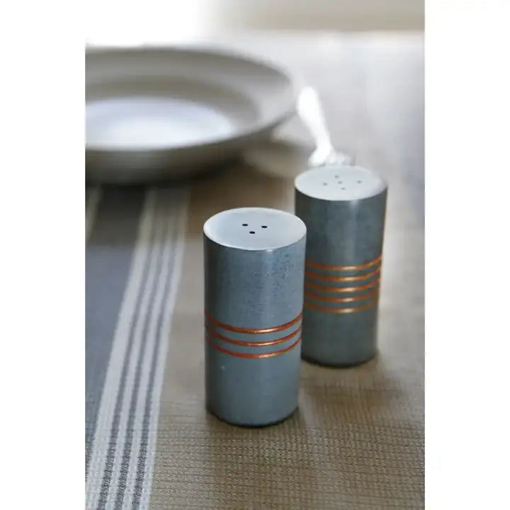 Salt and Pepper Stone Shakers – Bunky Boutique